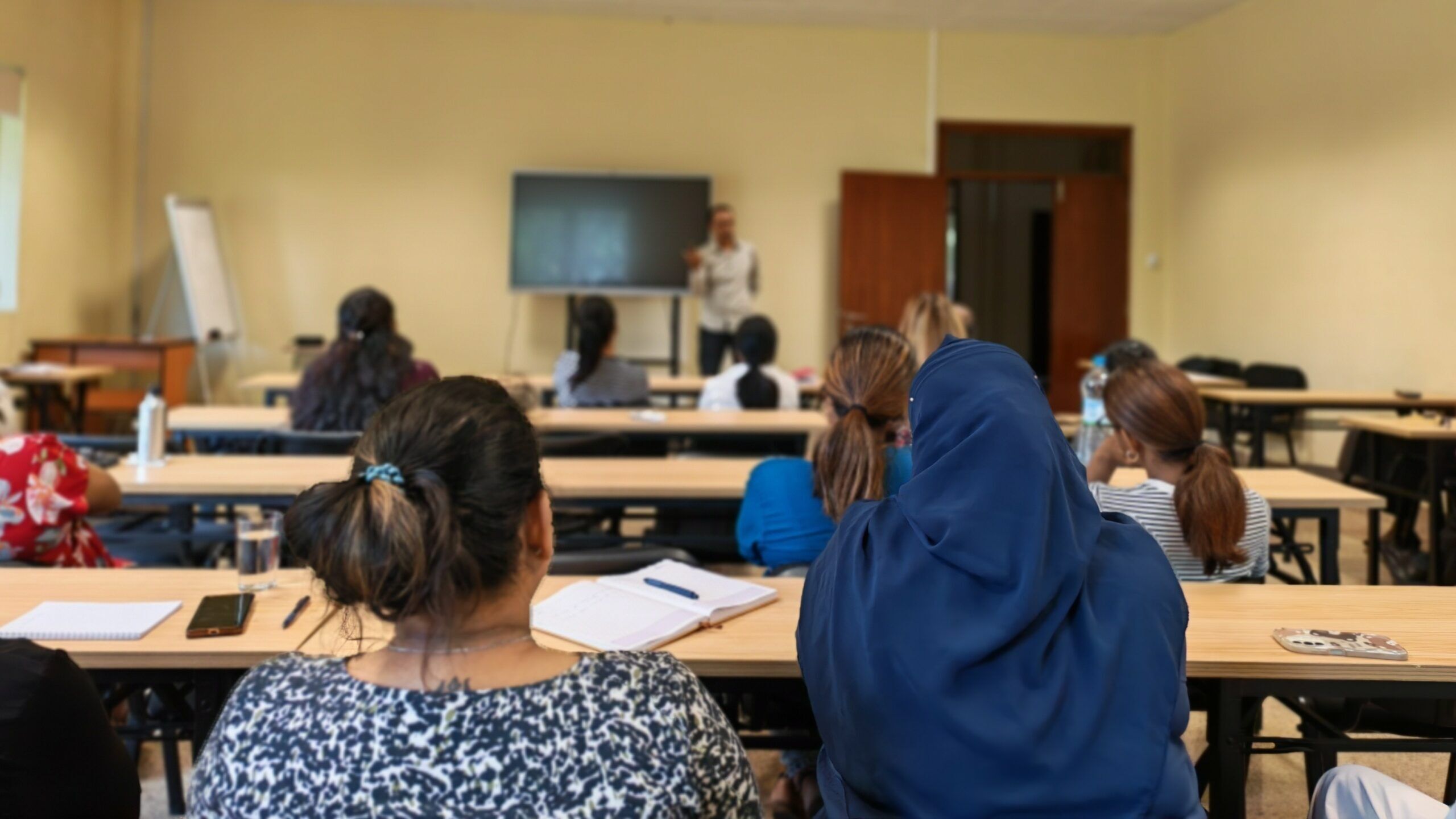 Honoris: #1 Private Distance Learning Business School in Mauritius